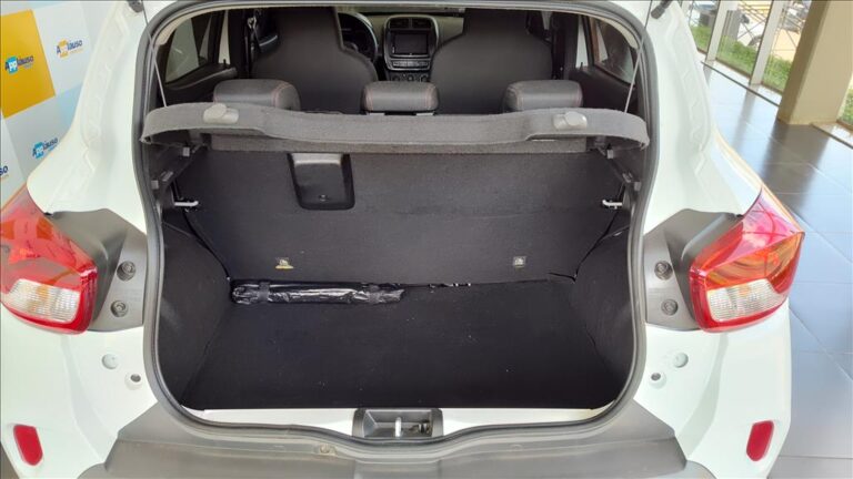 Renault Kwid - 1.0 12V SCE FLEX ZEN MANUAL - Applàuso Seminovos